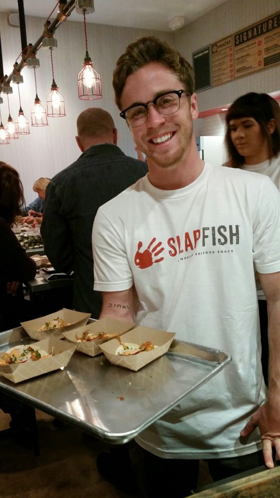 Slapfish Sustainable Seafood Comes to Newport Beach – First 100 Lobster ...