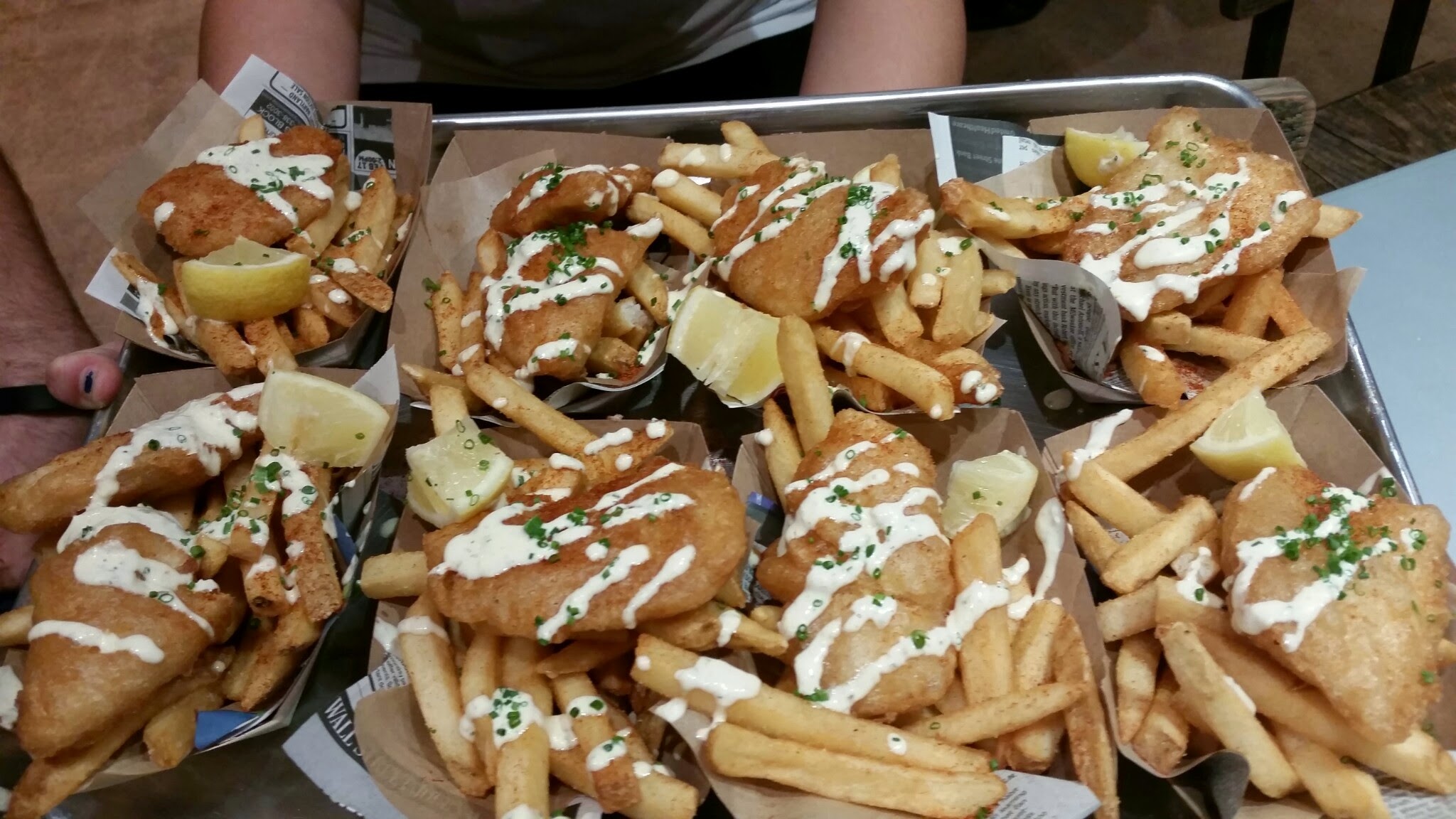 Slapfish Sustainable Seafood Comes to Newport Beach – First 100 Lobster ...