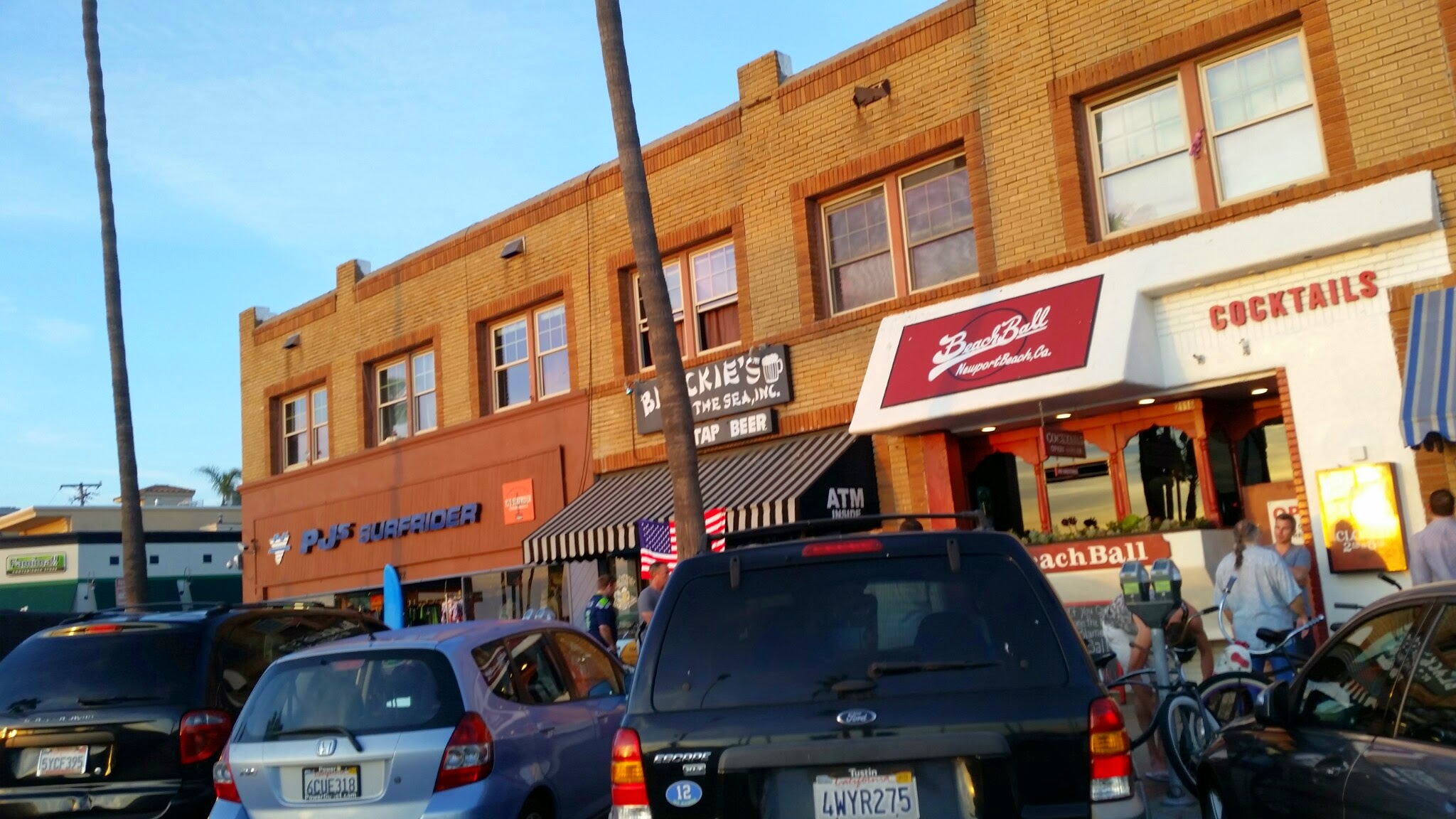 The Delicious Dory Deli Arrives in Newport Beach – Dani's Decadent Deals